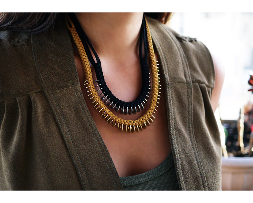 17 tutos avec du scoubidou pour amuser toute la famille | MOMES