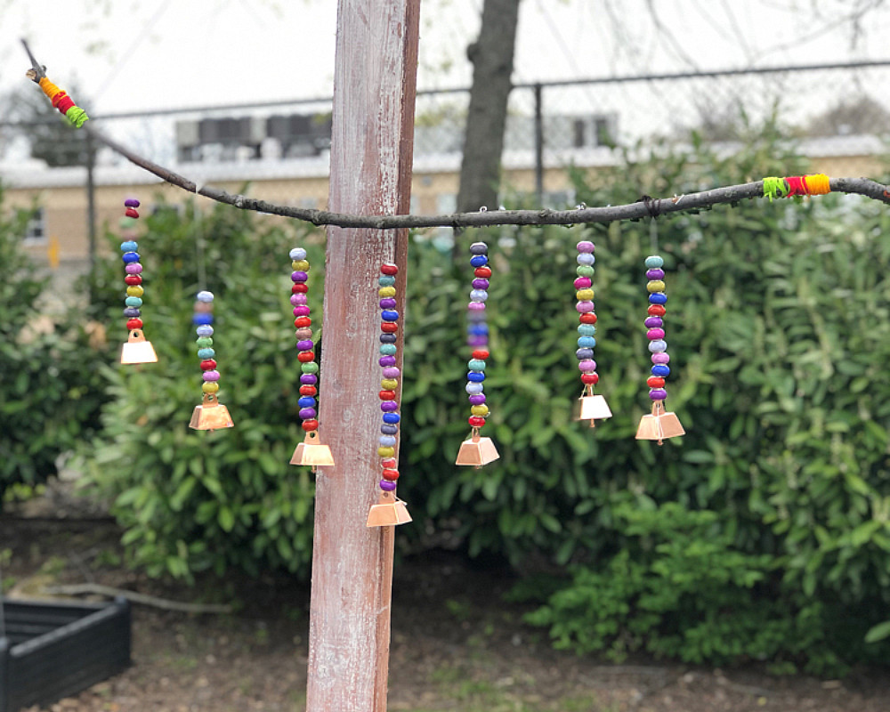 20 idées d'activités avec des perles à faire avec les enfants | MOMES