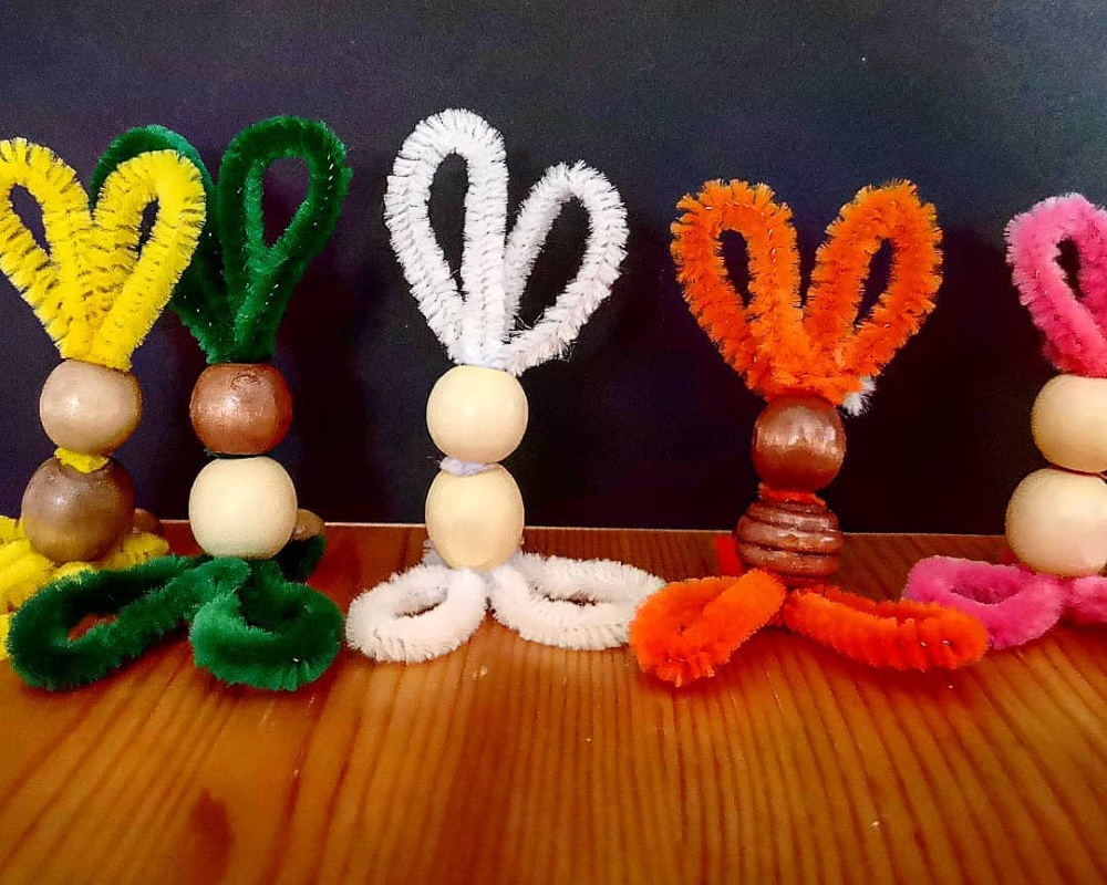 20 bricolages avec du fil chenille pour les enfants | MOMES