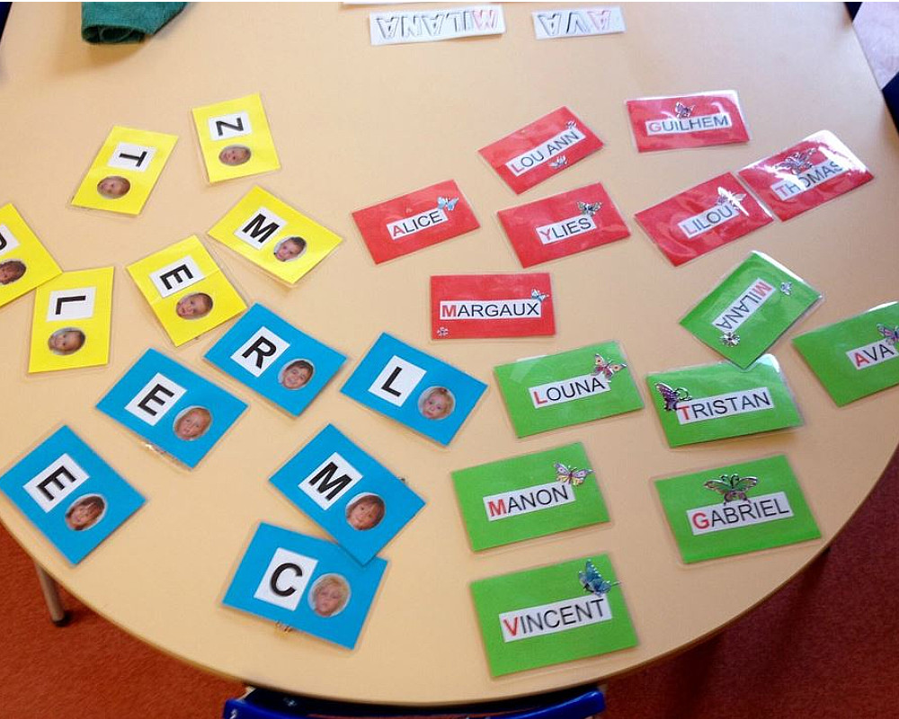 20 activités pour reconnaître et écrire son prénom momes | MOMES