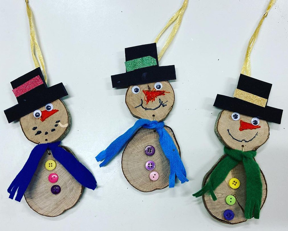 15 bricolages avec des rondins de bois pour les enfants | MOMES