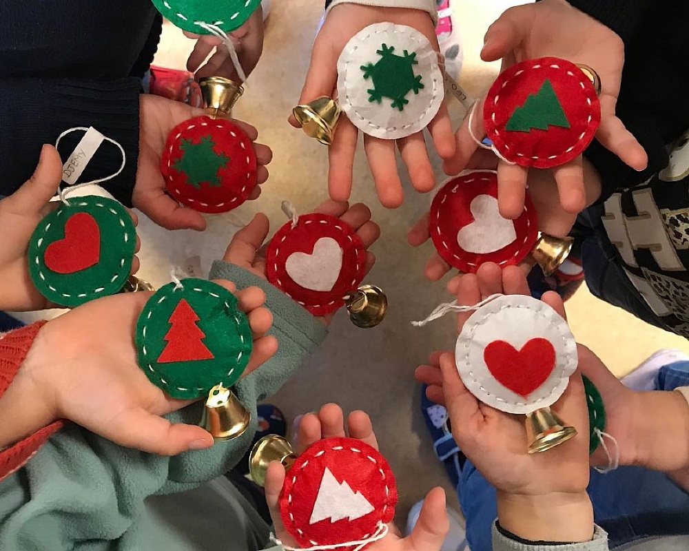 20 décorations de Noël à faire fabriquer par les enfants | MOMES